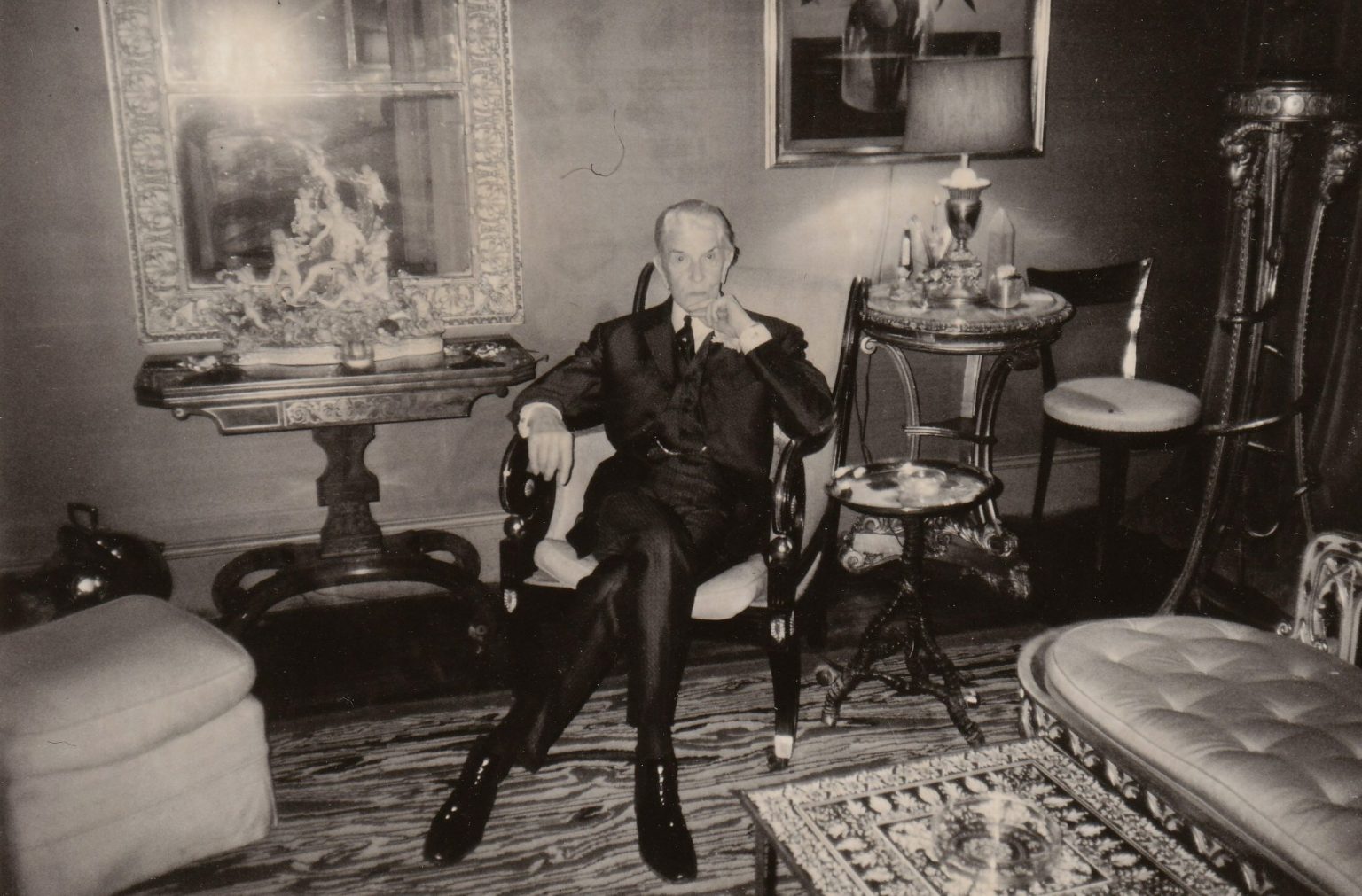 The Dandy at Home – The Dandy at Dusk